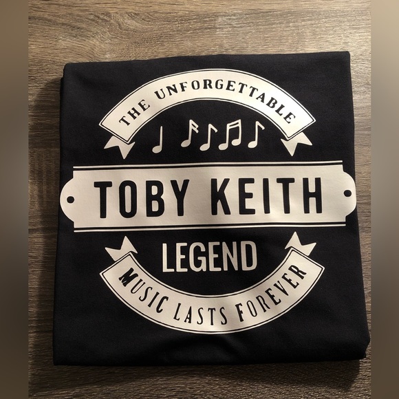 Gildan | Shirts | Toby Keith Tshirt Music Legend Country Artist | Poshmark